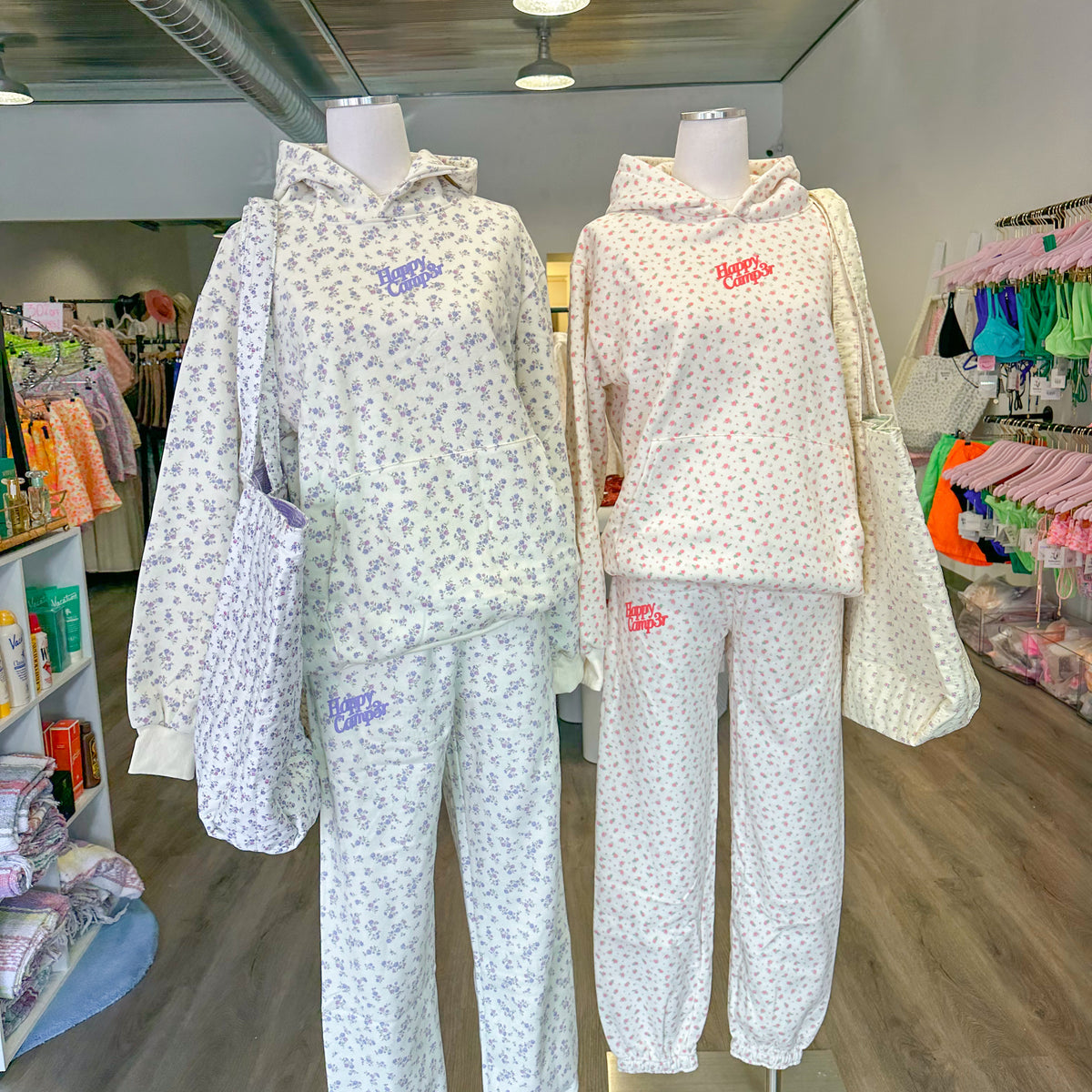 Red Roses Sweatpants – A Diamond in the North